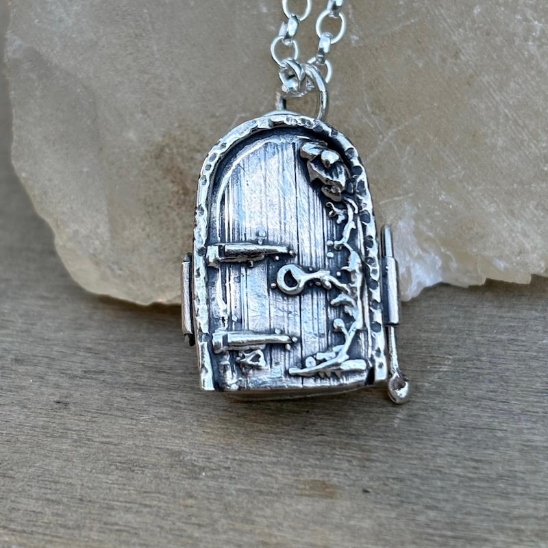 Door Locket - Etsy