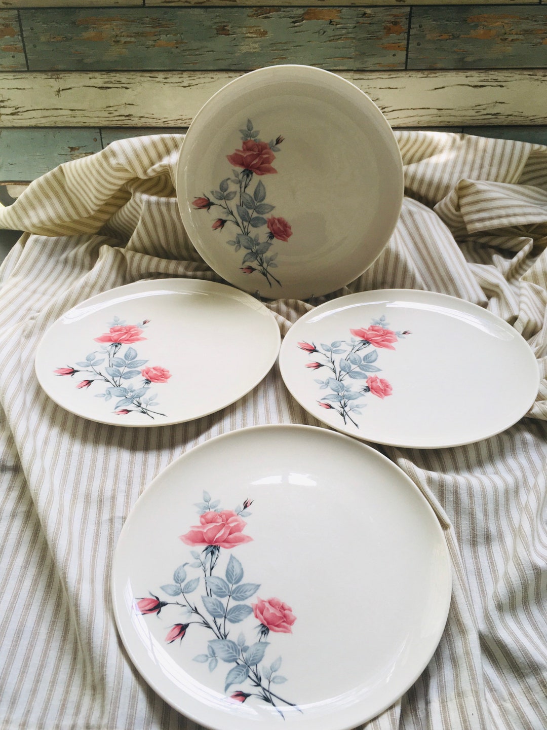Set of 4 Classic Rose Plates by Lenore - Etsy