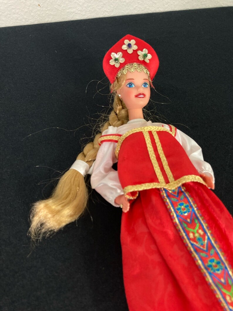 1966 Russian Barbie Doll - Dolls of the World Blonde Braid Light ...