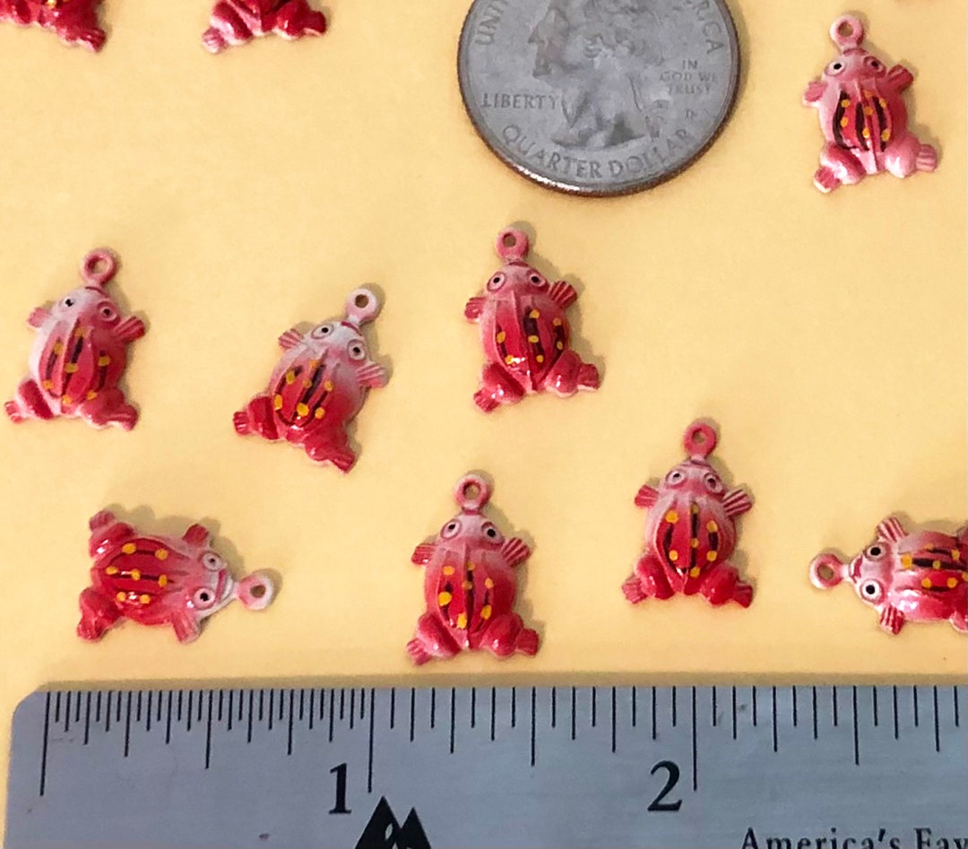 8 Cute Vintage Enamel Metal Frog Charms - Etsy