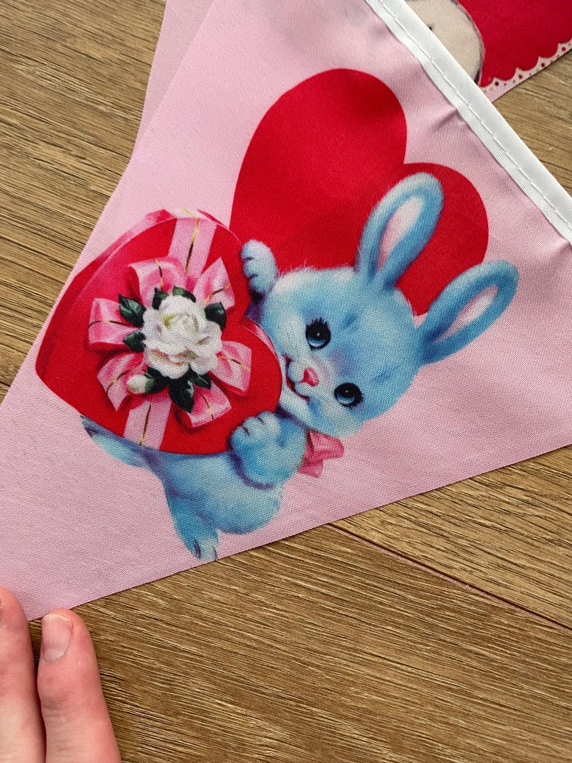 Kitsch Valentine Triangle Bunting Decoration Kitten Party Vintage Retro ...