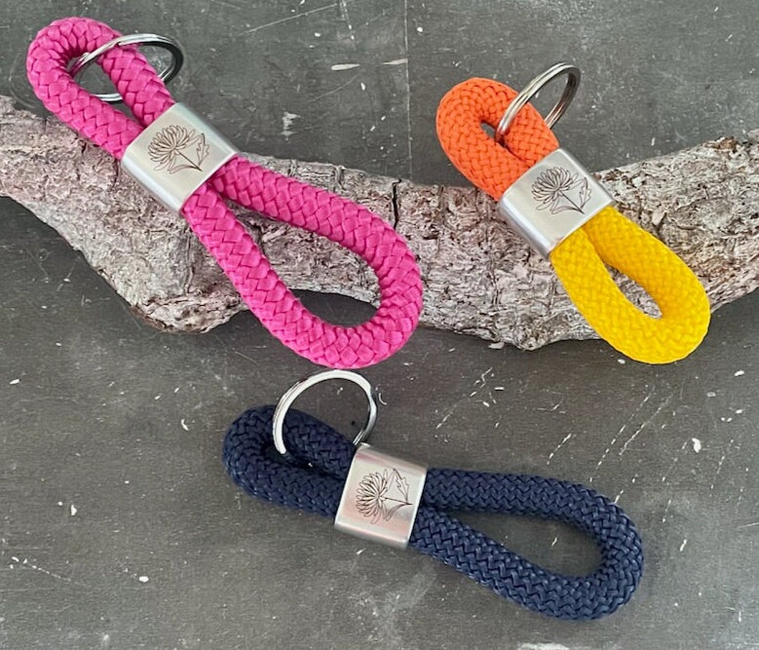 Chrysanthemum Birth Month Flower of Month November Key Rings Made of ...