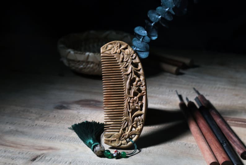 Handmade Seamless Natural Green Sandalwood Massage Comb, Anti Static ...