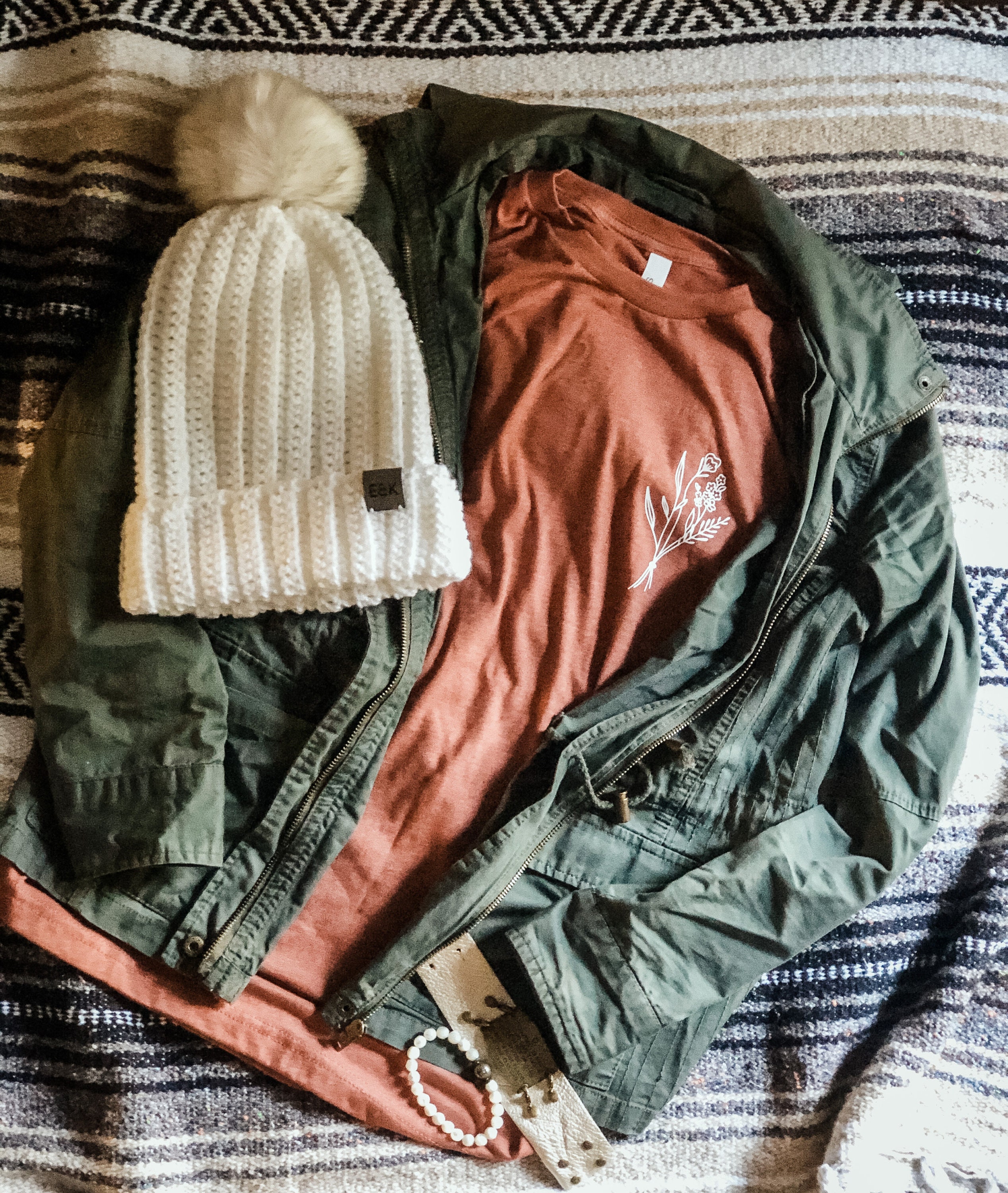 Compass Beanie Crochet pattern // Beginner crochet pattern // | Etsy