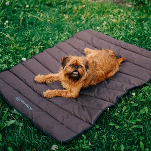 Dog Roll up Travel Mat, Waterproof Dog Mat, Portable Outdoor Dog Bed ...