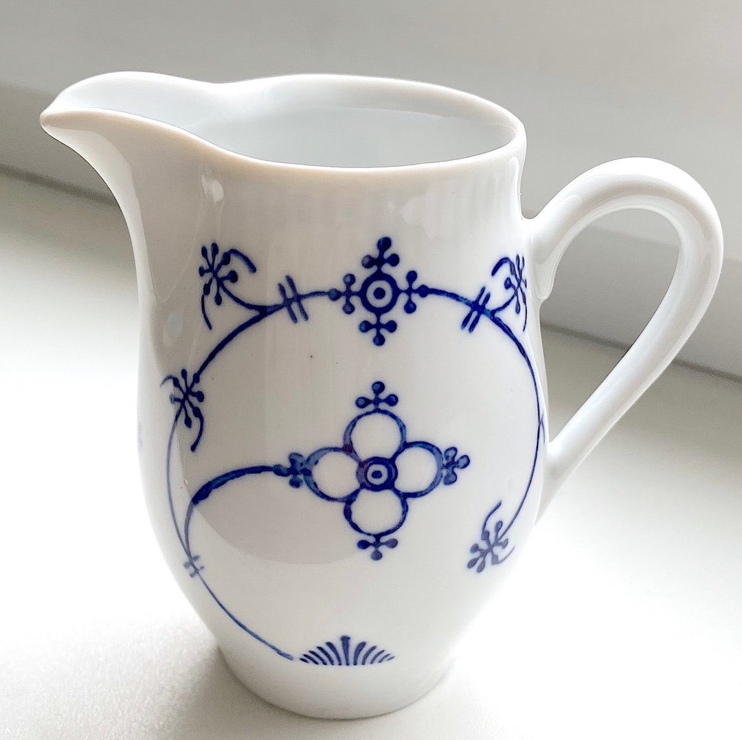 Vintage 1950s Kaiser Eastern Germany Blue Fluted Petite Creamer. - Etsy