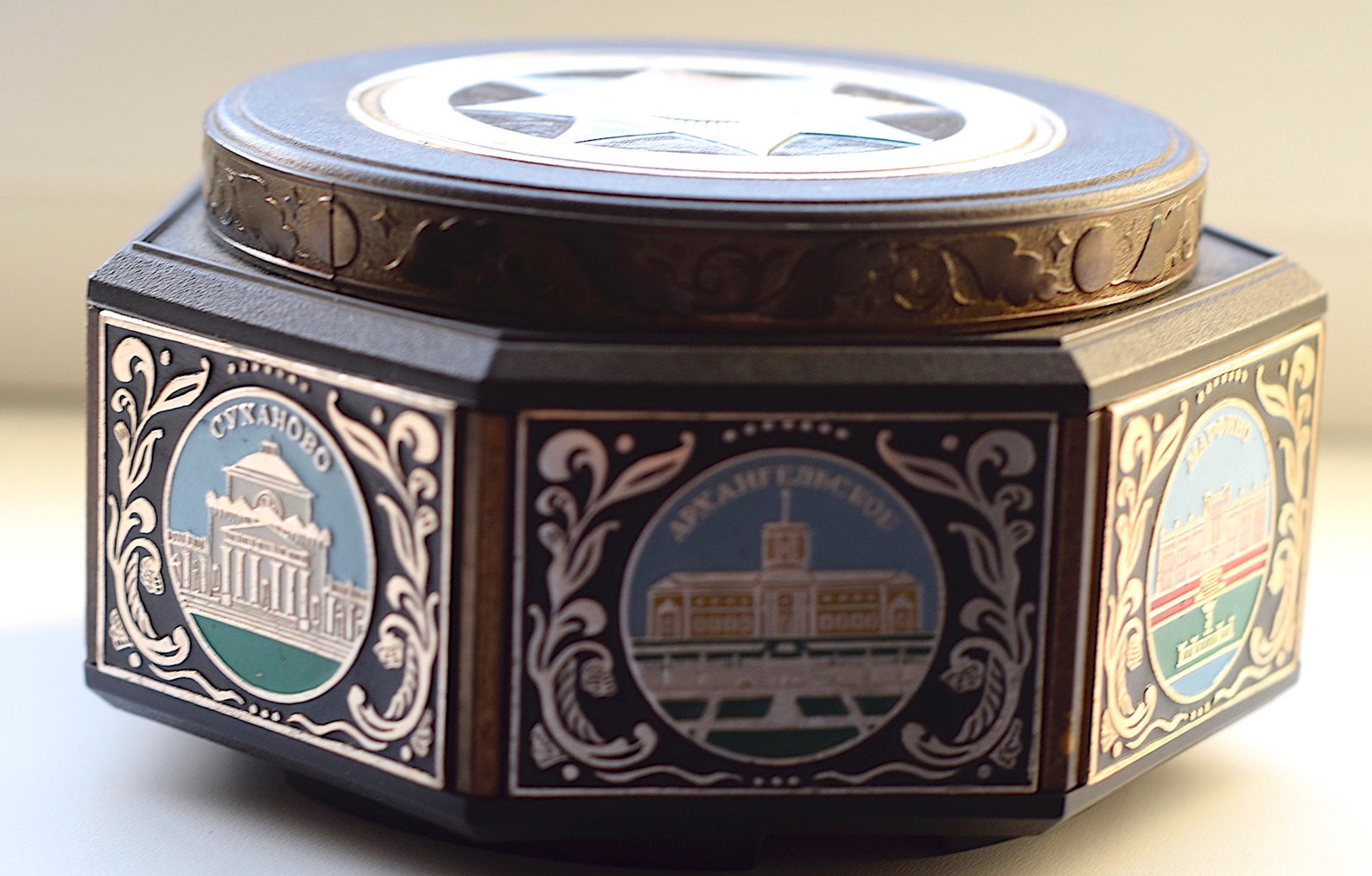 Vintage Russian Hexagon Shaped Music Box. Moscow Memorabilia - Etsy