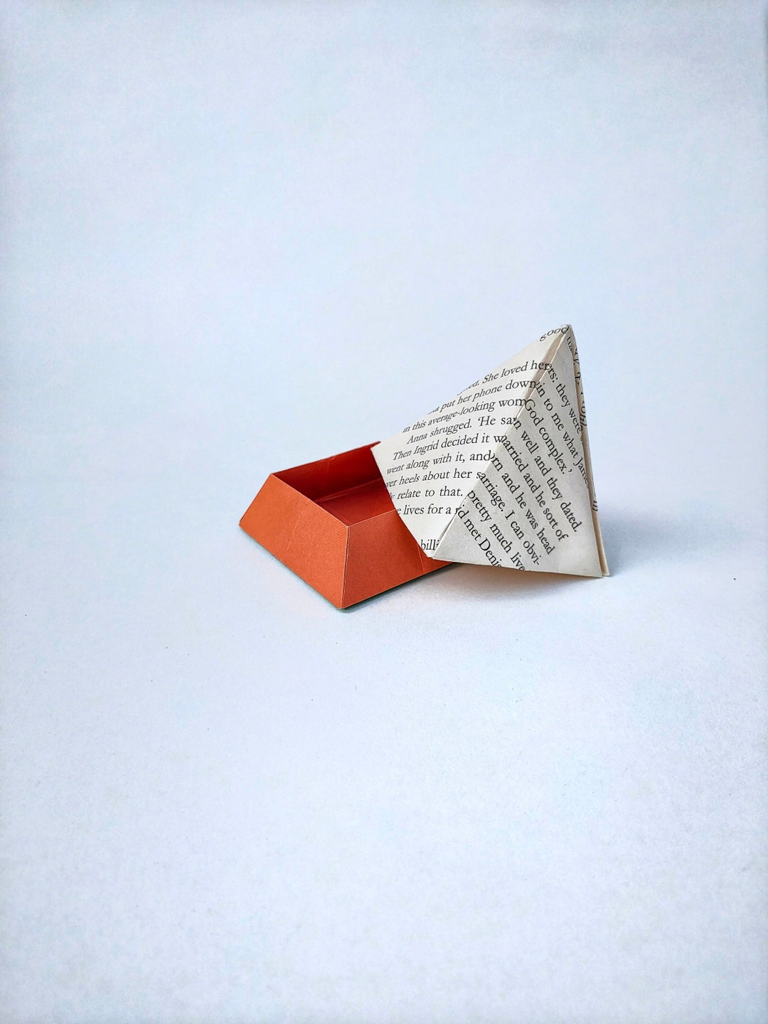 Burnt Orange and Book Paper Wedding Favour | Paper Origami Pyramid ...