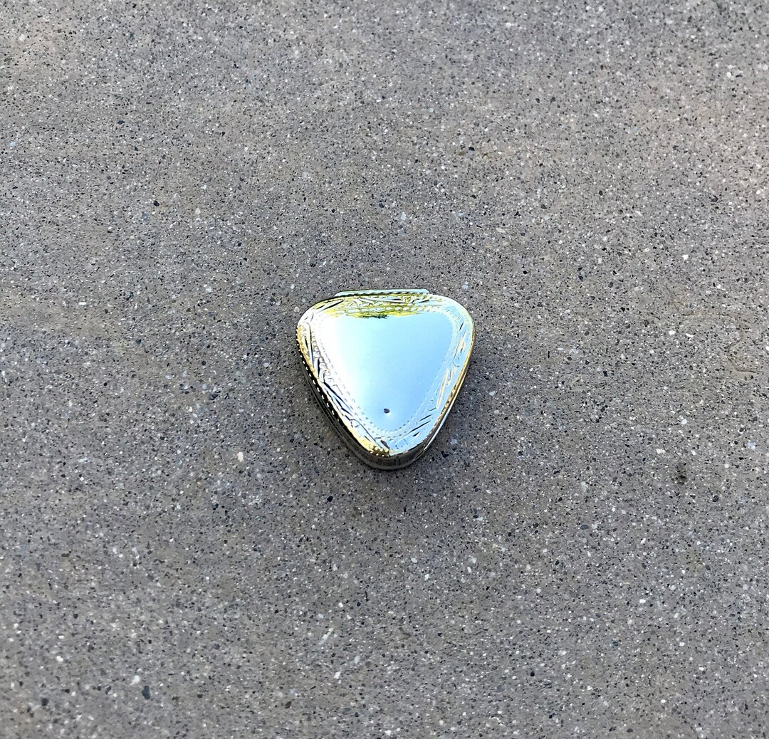 Sterling Silver / Trinket Box / Triangle Shape / Etched Boarder ...