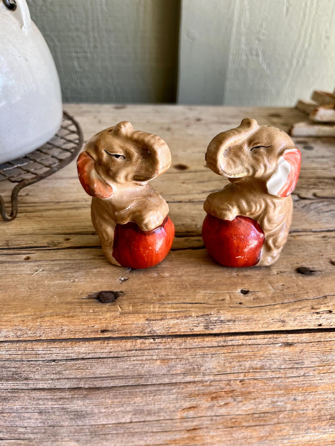 Salt and Pepper / Ceramic Shakers / Circus Elephants / on a Red Ball ...