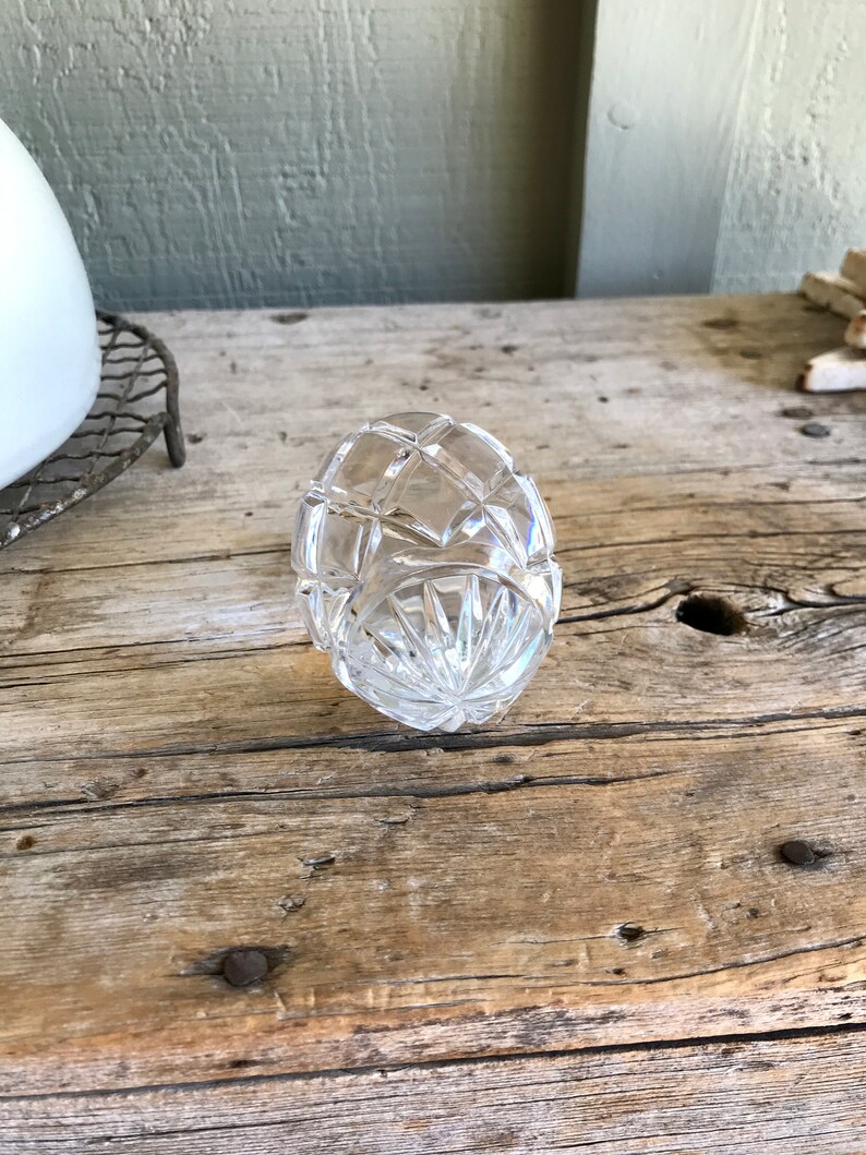 Tyrone Crystal / Lead Crystal / Egg Shape / Paperweight / Made in ...
