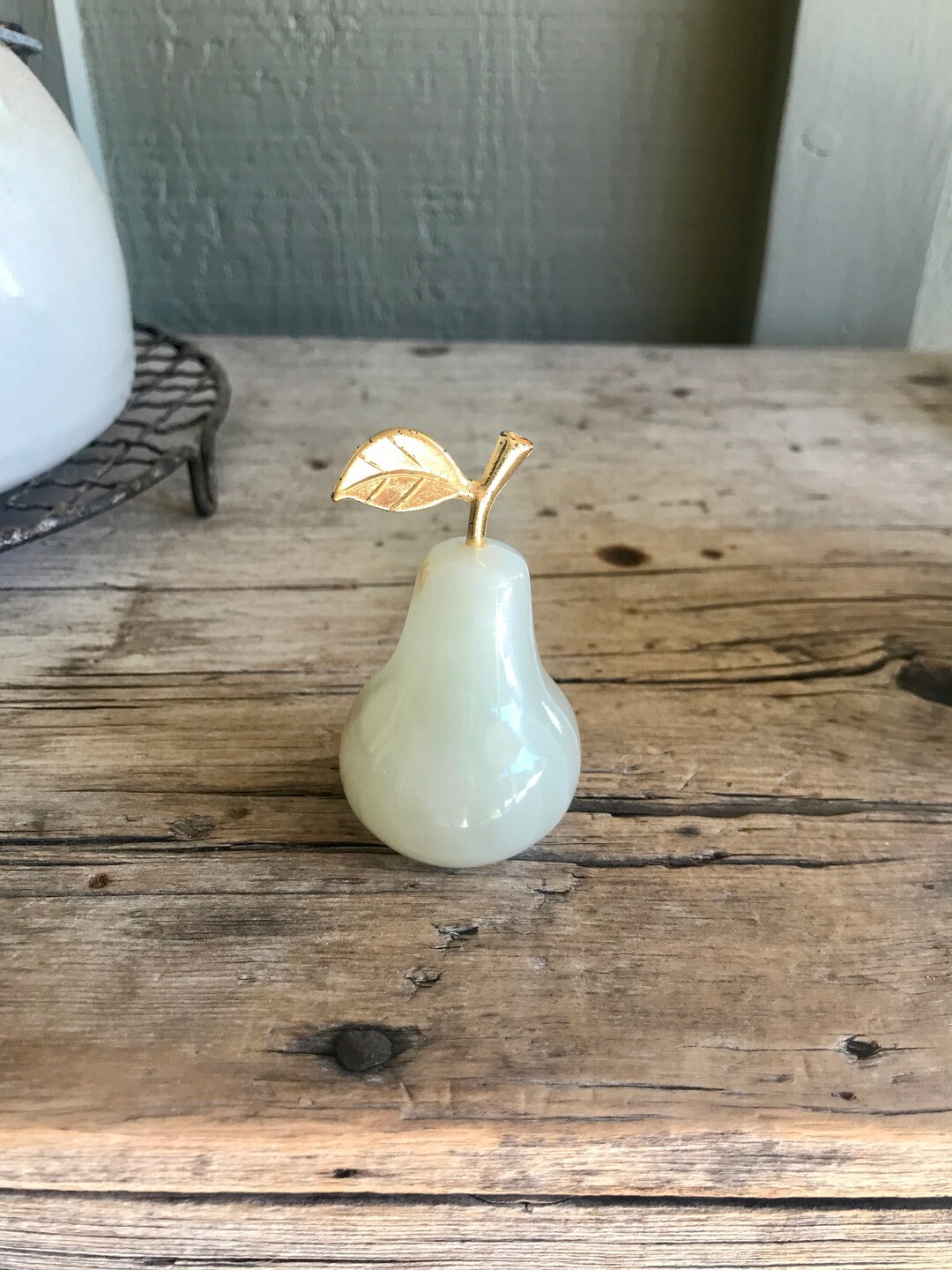 Green Onyx / Banded Onyx / Pakistan Onyx / Light Green / Pear Figurine ...