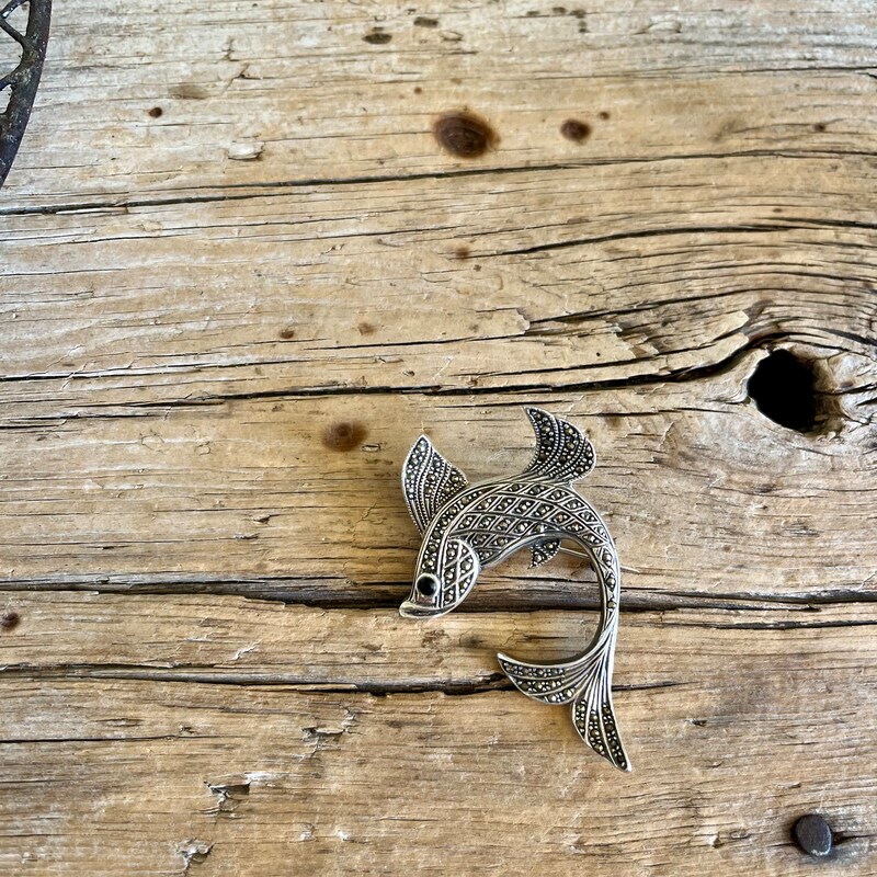 Koi Fish Brooch - Etsy