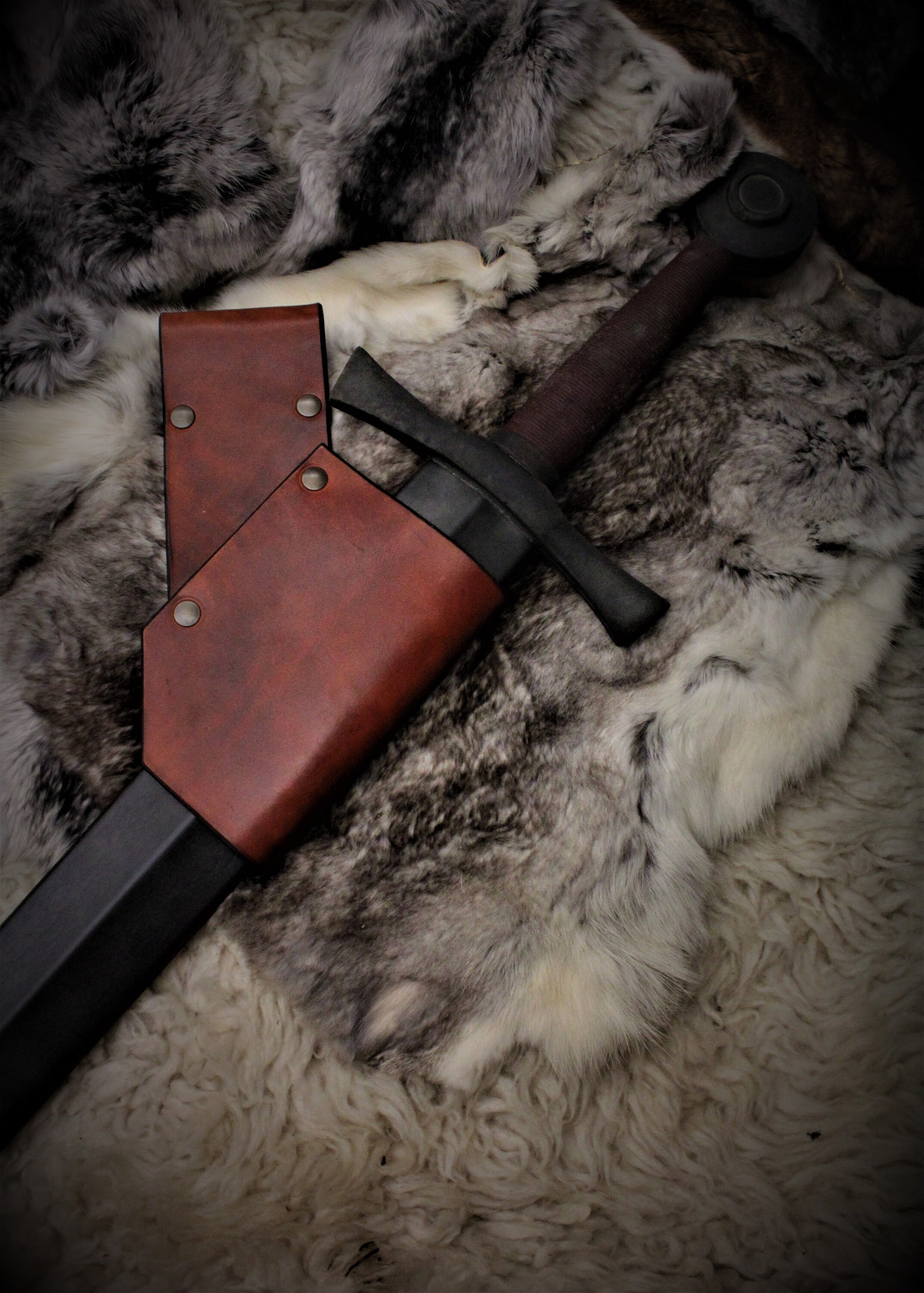 Left-handed Medieval Style Scabbard - Etsy UK