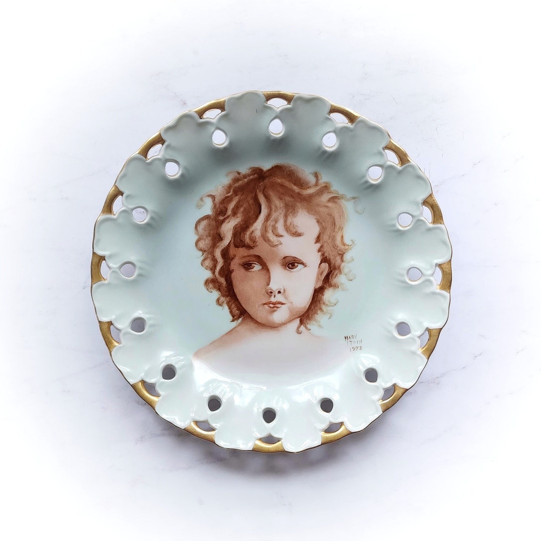 1972 Hand Painted Mary Toth Plate Openwork Gilded Edge Child Image - Etsy