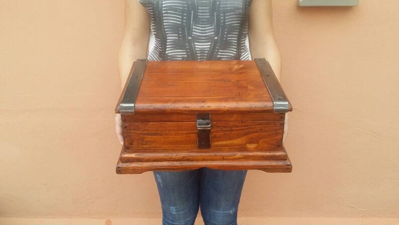 Keepsake Box , Reclaimed Wood Storage Box , Handmade in Italy - Etsy