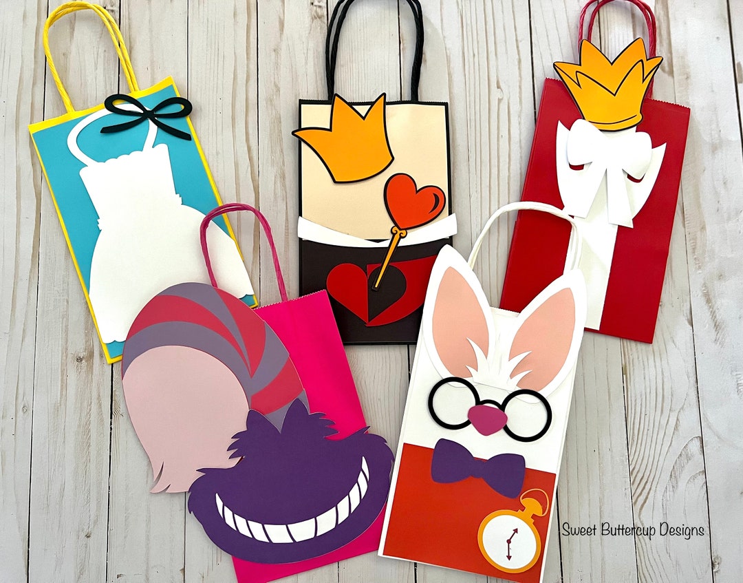Wonderland Party Favor Bags, Character Goody Bags - Etsy