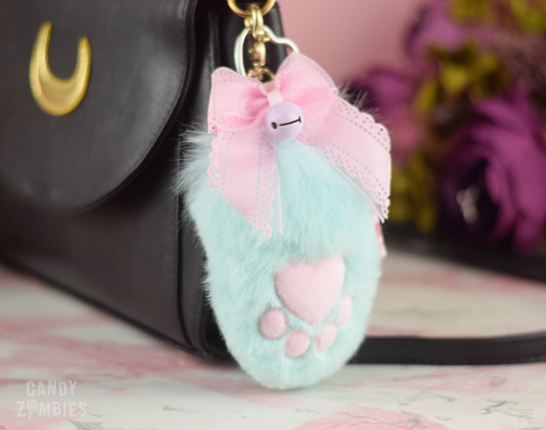 Toebean Paw Faux Fur Keychain Key Chain With Squeaker Bow Bell in Mint ...