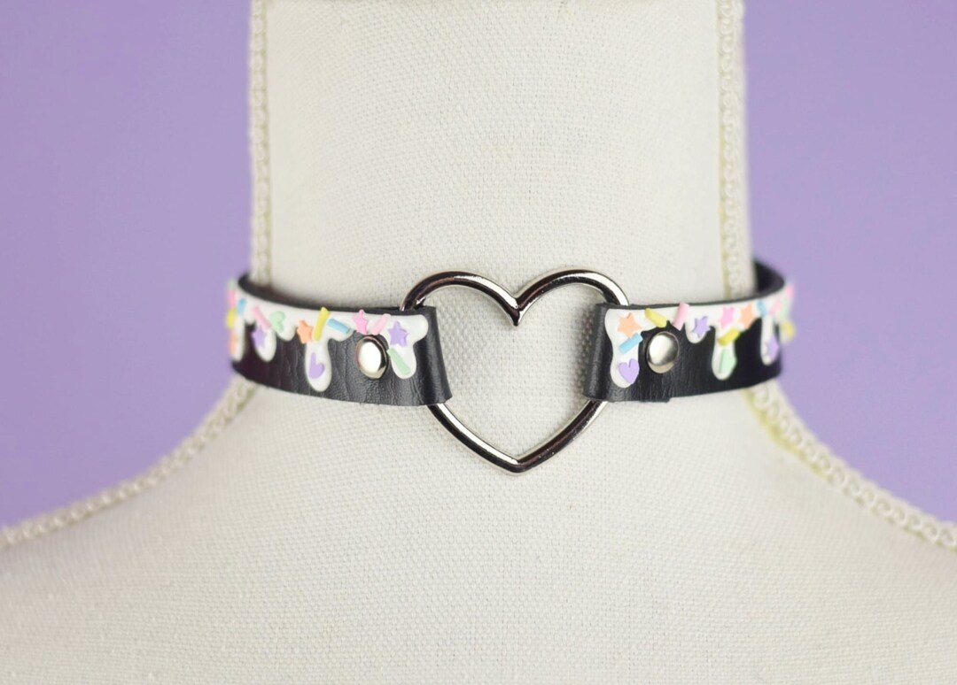 Pastel Heart Choker Kawaii Icing Collar in Black & White With Rainbow ...