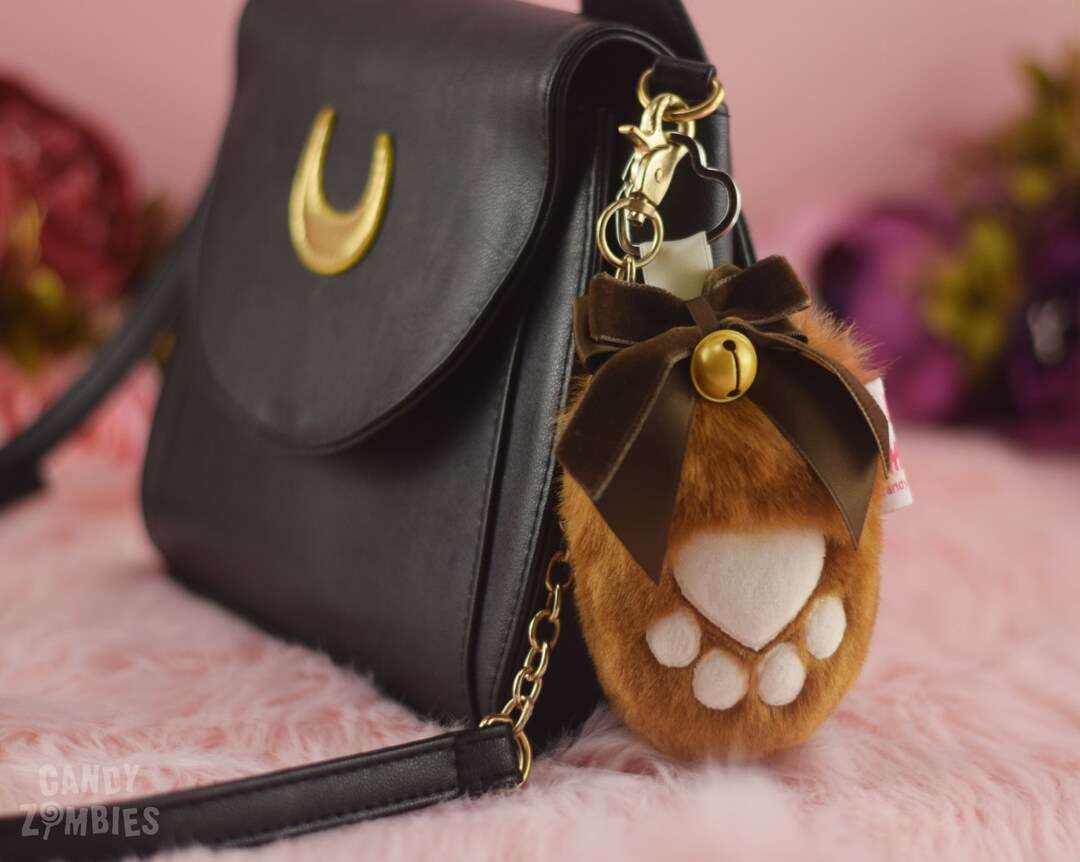 Toebean Paw Faux Fur Keychain Beanie Key Chain With Squeaker Bow Bell ...