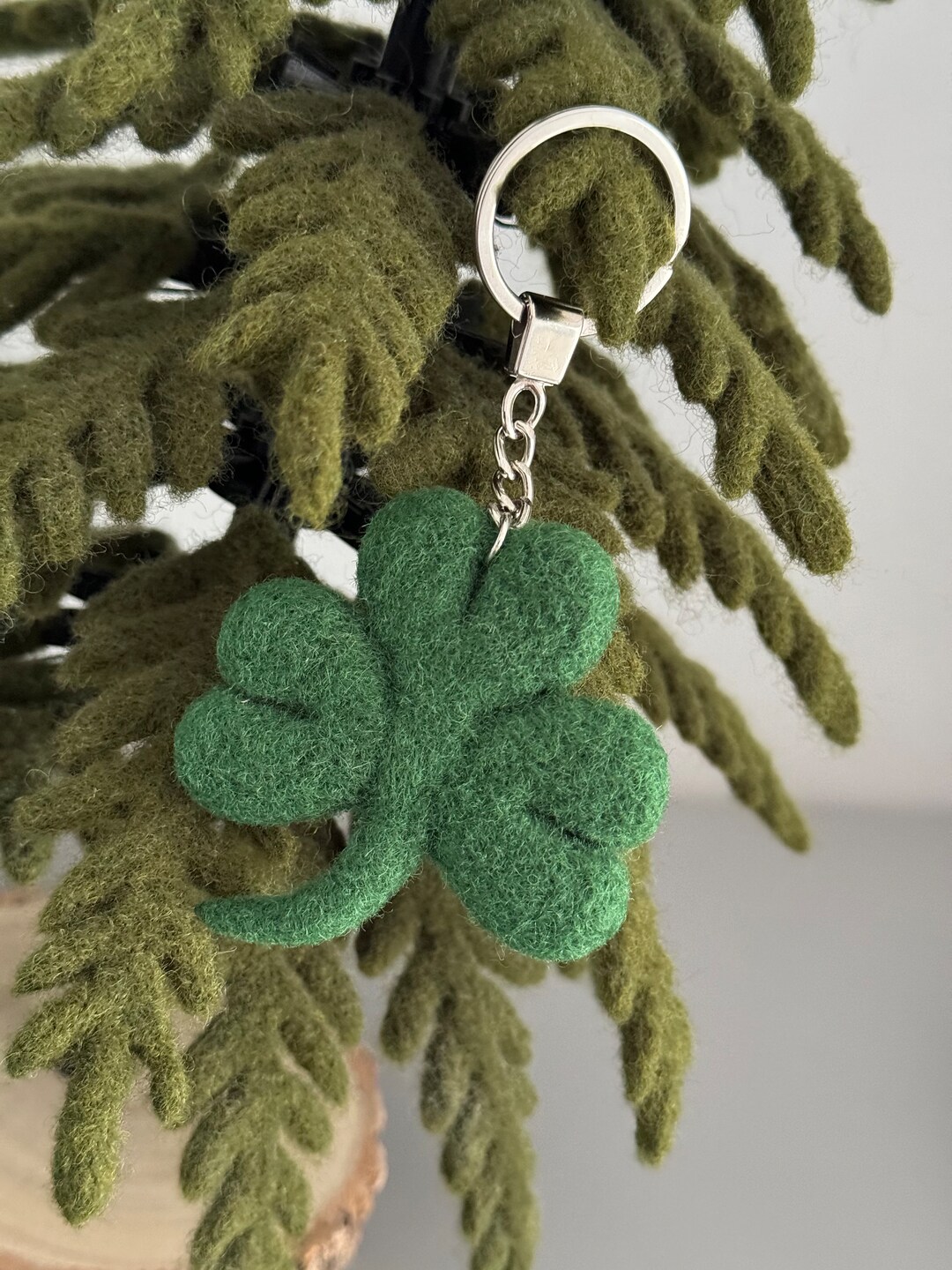 Needle Felted Shamrock Keyring, Lucky Clover, Brooch Pin, Fridge Magnet ...