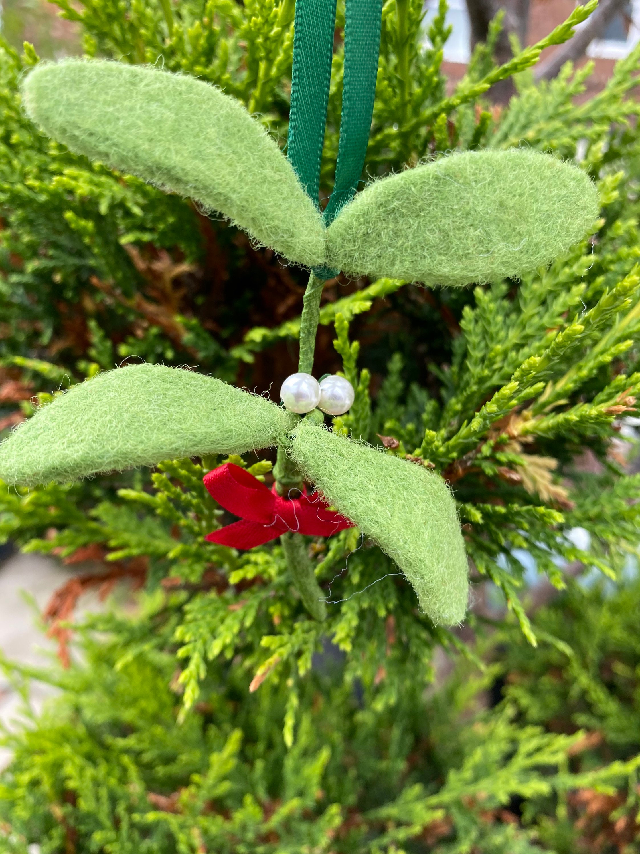 Felted Mistletoe Decoration - Handmade Wool Decoration - christmas ...