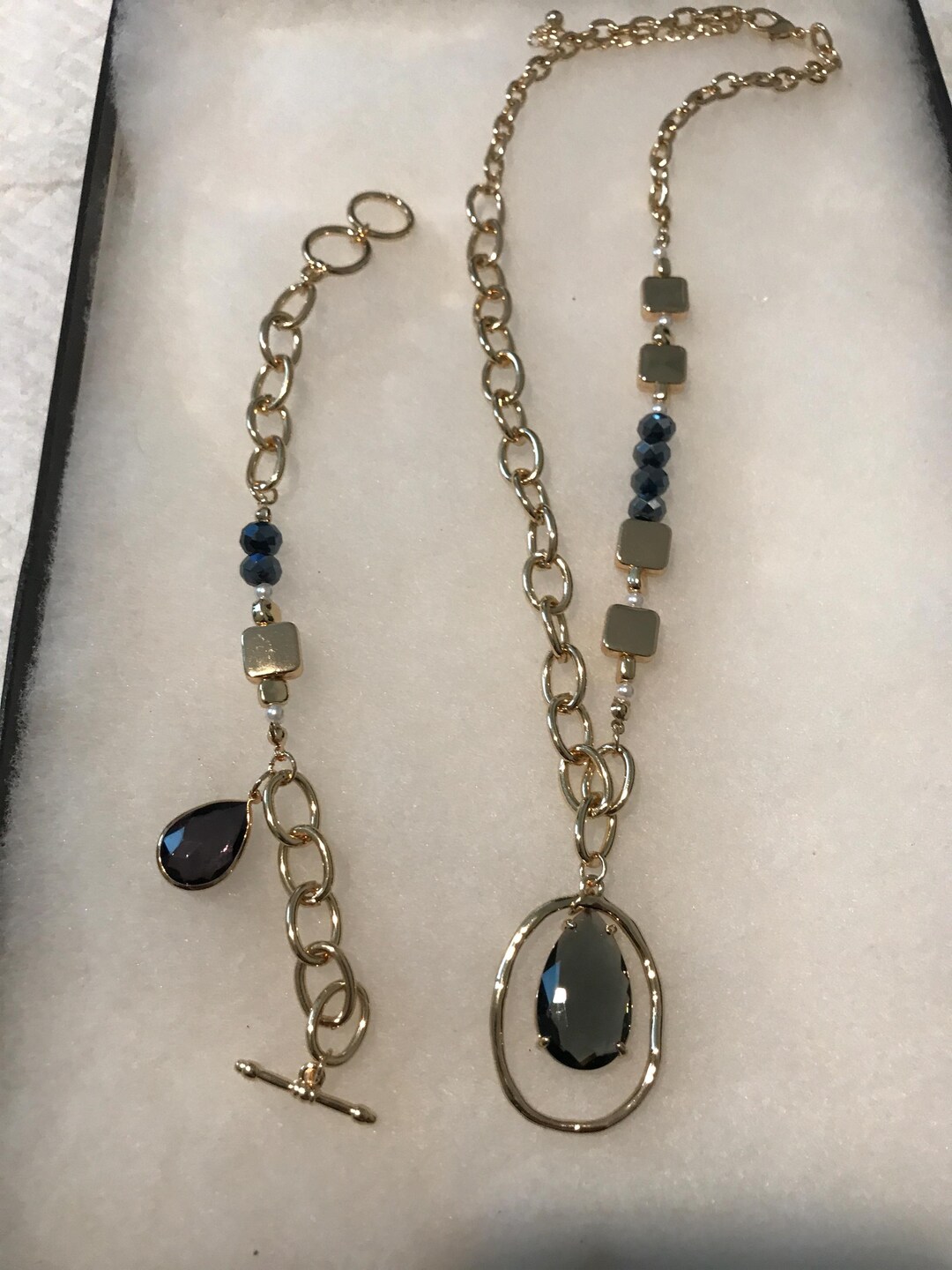 Midnight Blue Stone and Pearl Necklace Set - Etsy