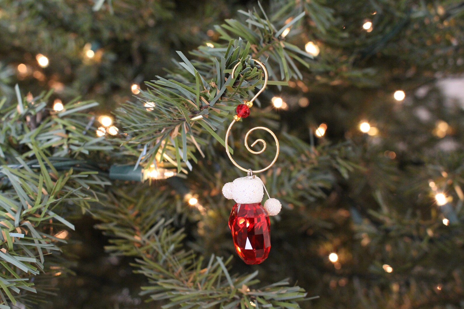 12 New Gold Swirl Christmas Tree Ornament Hooks With Red Etsy 12-new-gold-swirl-christmas-tree-ornament-hooks-with-red-etsy