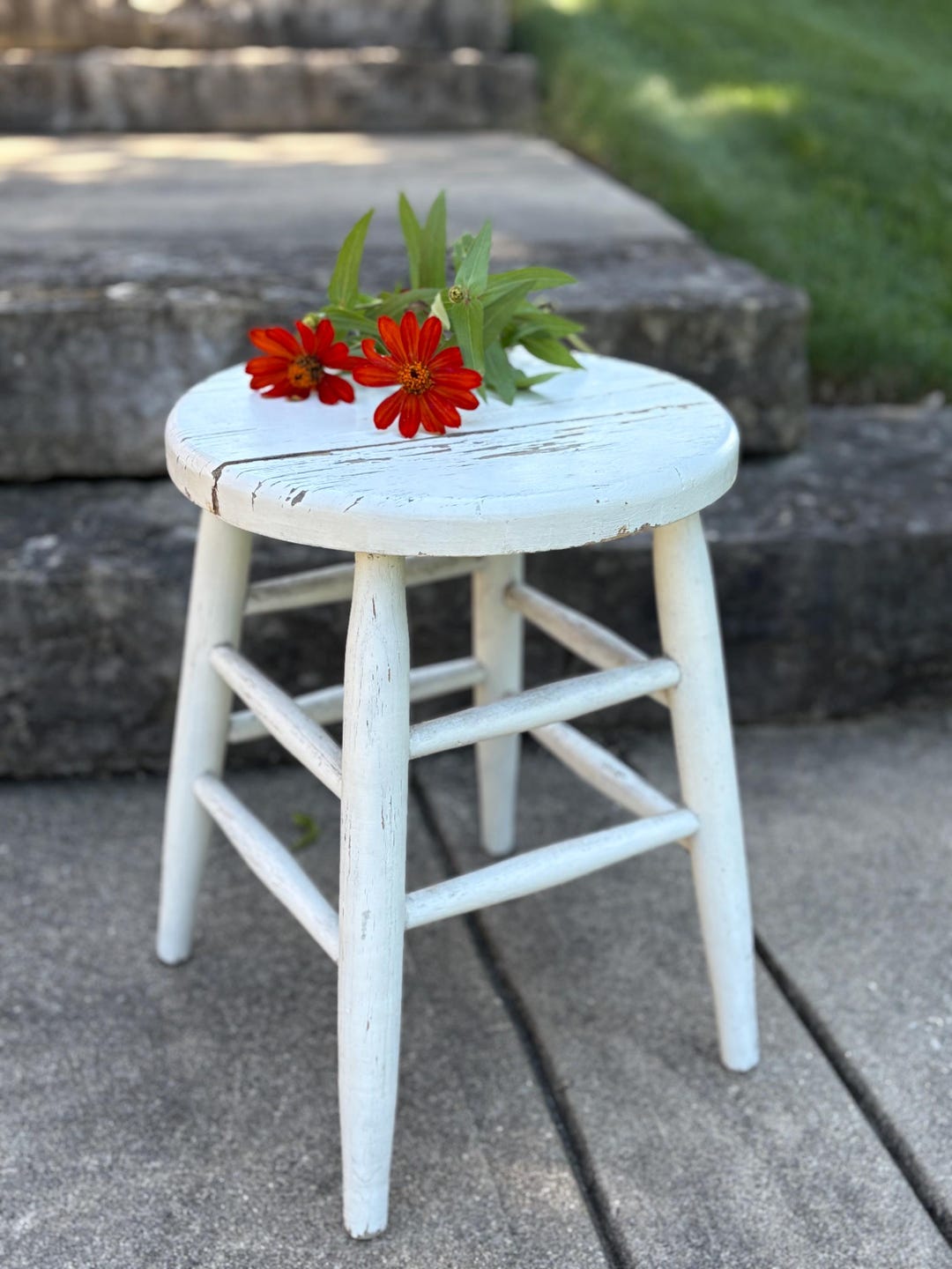 Vintage White Wood Stool, Rustic Distressed Farmhouse Plant Stand - Etsy