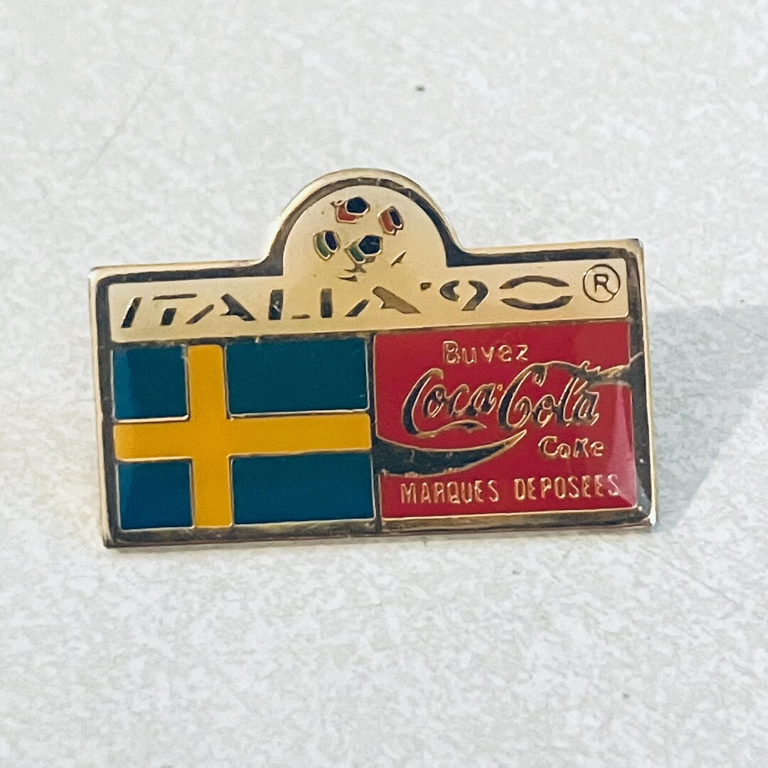 Vintage COCA COLA SWEDEN Italia 90 World Cup Lapel Pin, Enamel Pin ...