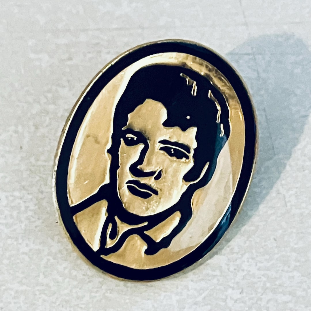 Vintage Young ELVIS PRESLEY Rock N Roll Pin, Enamel Pin, Lapel, Hat ...