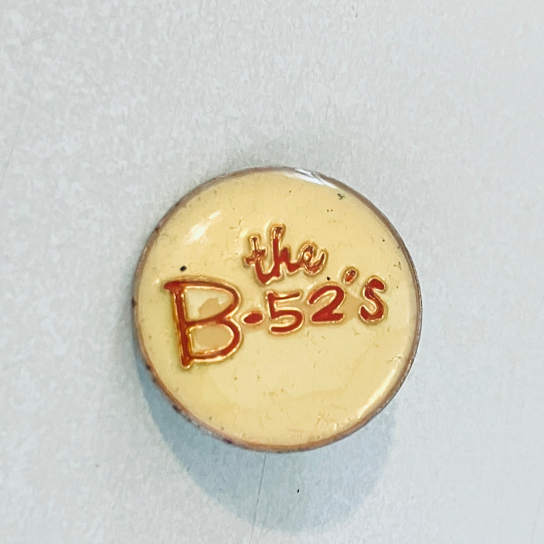 Vintage the B-52's Lapel Pin, Enamel Pin, Hat, New Wave, Blondie, Bowie ...