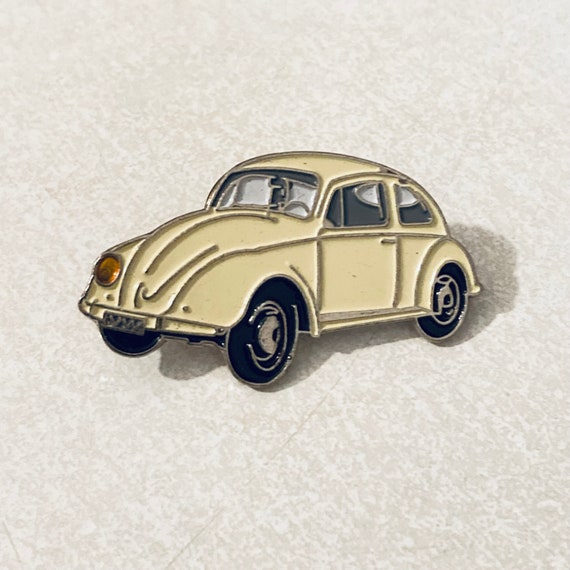 Vintage White VW BEETLE Bug Automobile Lapel Pin, Ena… - Gem