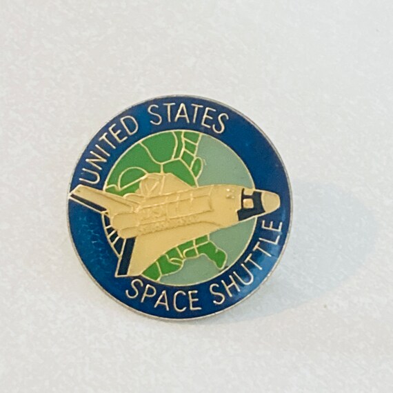 Vintage SPACE SHUTTLE Pin, Enamel Pin, Lapel, Hat Pin… - Gem