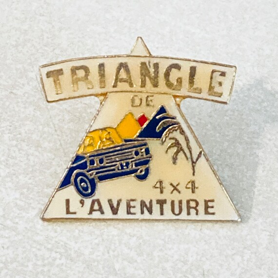Vintage TRIANGLE 4X4 Adventure Lapel Pin, Enamel, Pin… - Gem