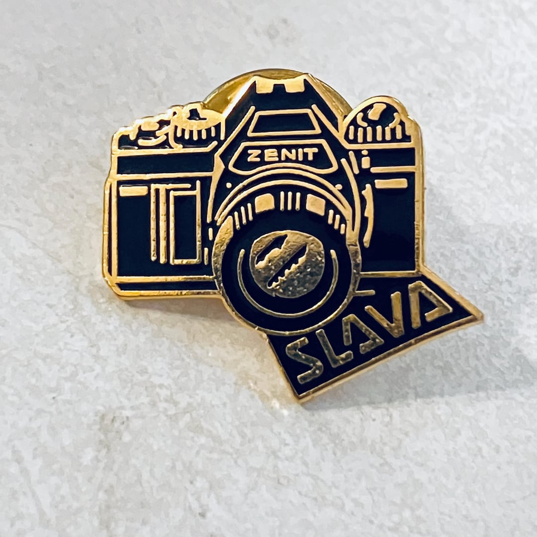 Vintage CAMERA Lapel Pin, Enamel Pinback, Hat, Photography, Kodak ...