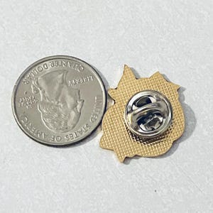 Vintage NEW YORK CITY Big Apple Pie Lapel Pin, Enamel Pin, Pinback, Big ...