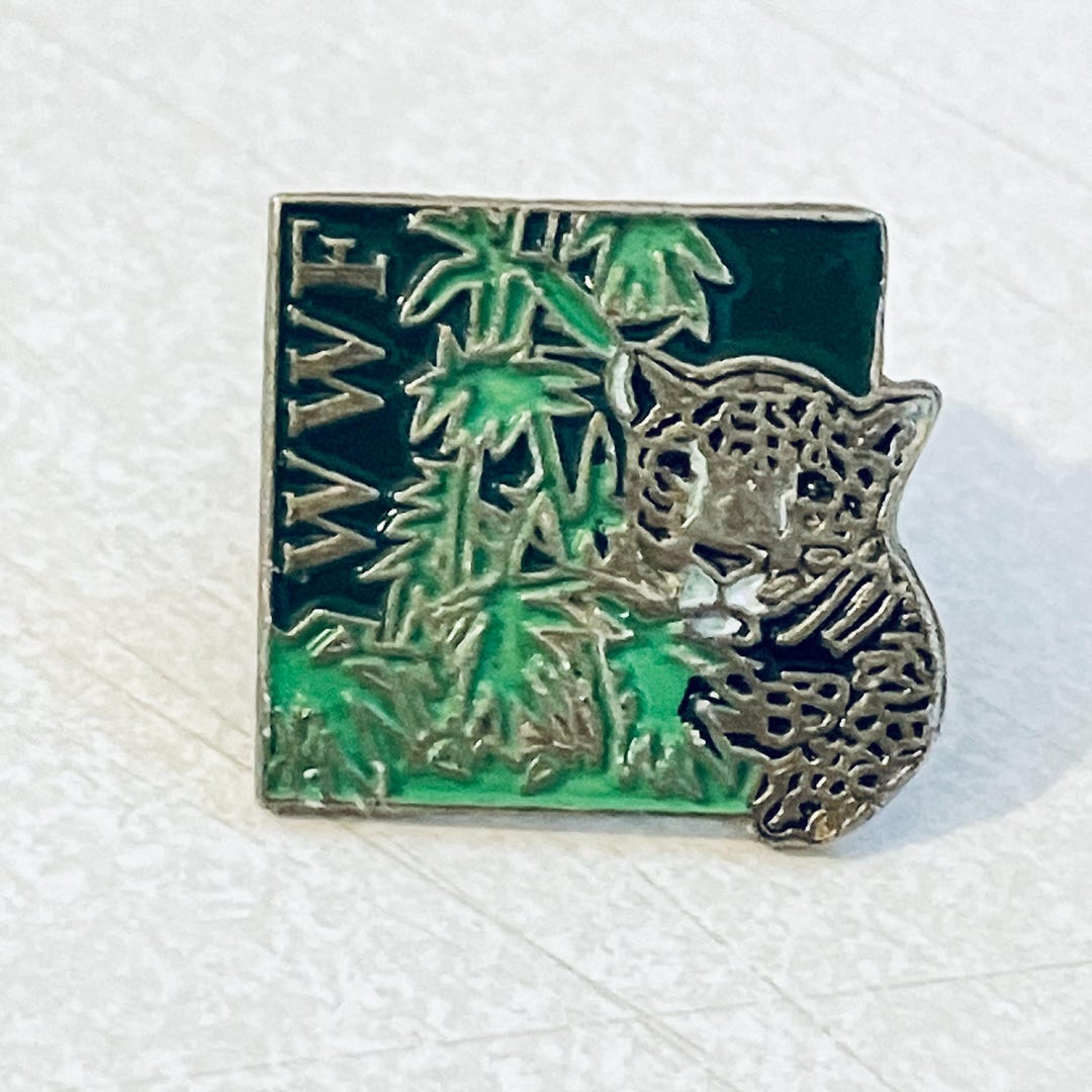 Vintage WORLD WILDLIFE FOUNDATION Lapel Pin, Enamel Pin, Pinback ...