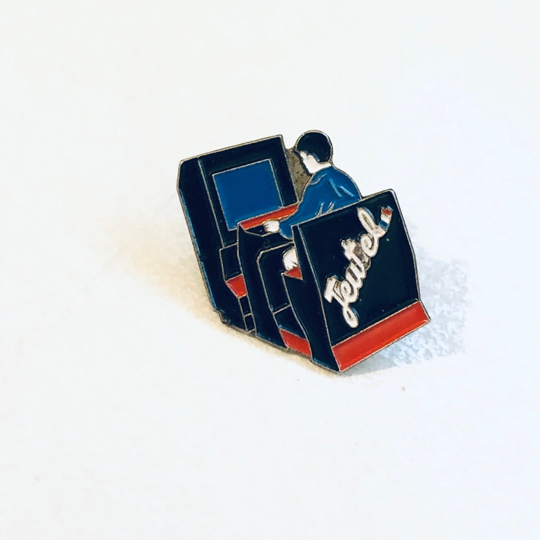 Vintage ARCADE GAME Lapel Pin, Enamel Pin, Pinback, Hat Pin, 90s ...