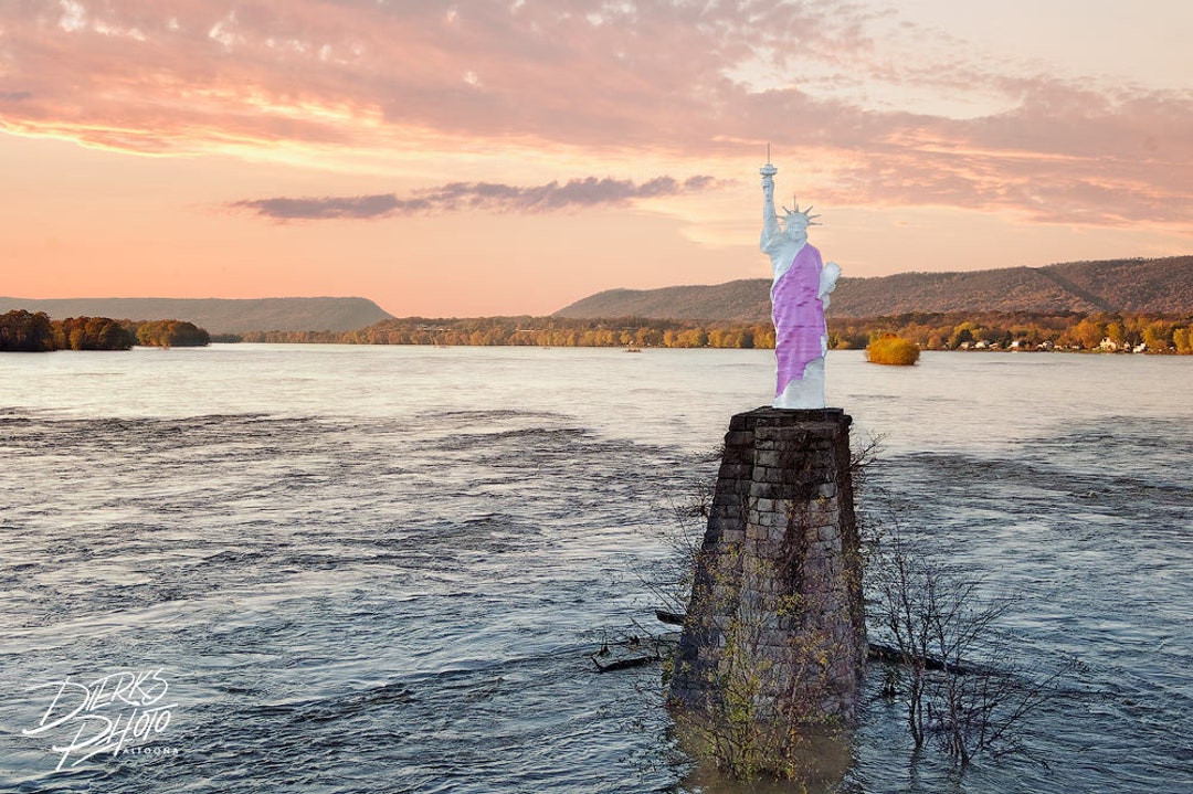 Statue of Liberty in Susquehanna River Photo, Harrisburg PA, Freedom ...
