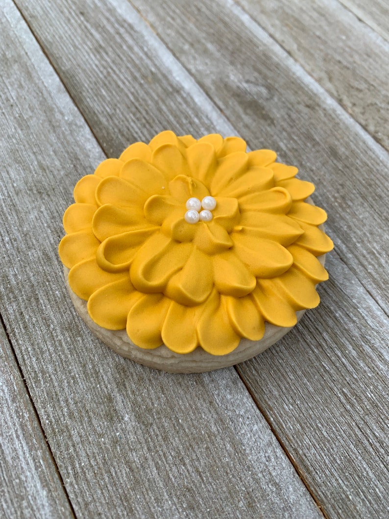 Flower Cookies Flower Cookies Birthday Cookies Theme | Etsy