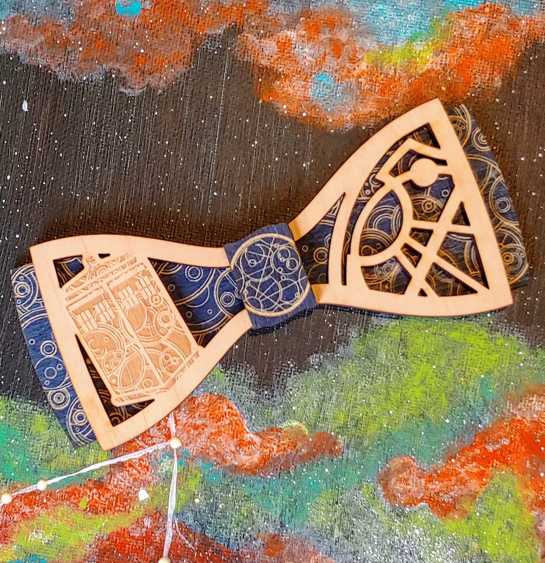 Tardis Wood Bow Tie – Maple & Birch Fandom Design - Etsy