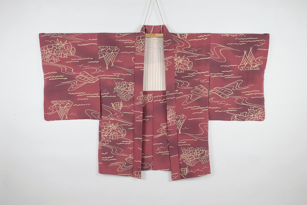 Japanese Haori With Traditional Motifs - Vintage Clothing - Traditional ...