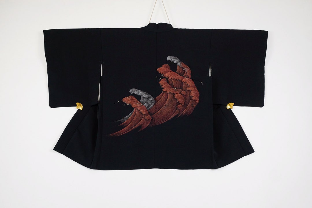 Iconic Hokusai Wave on Haori - Etsy