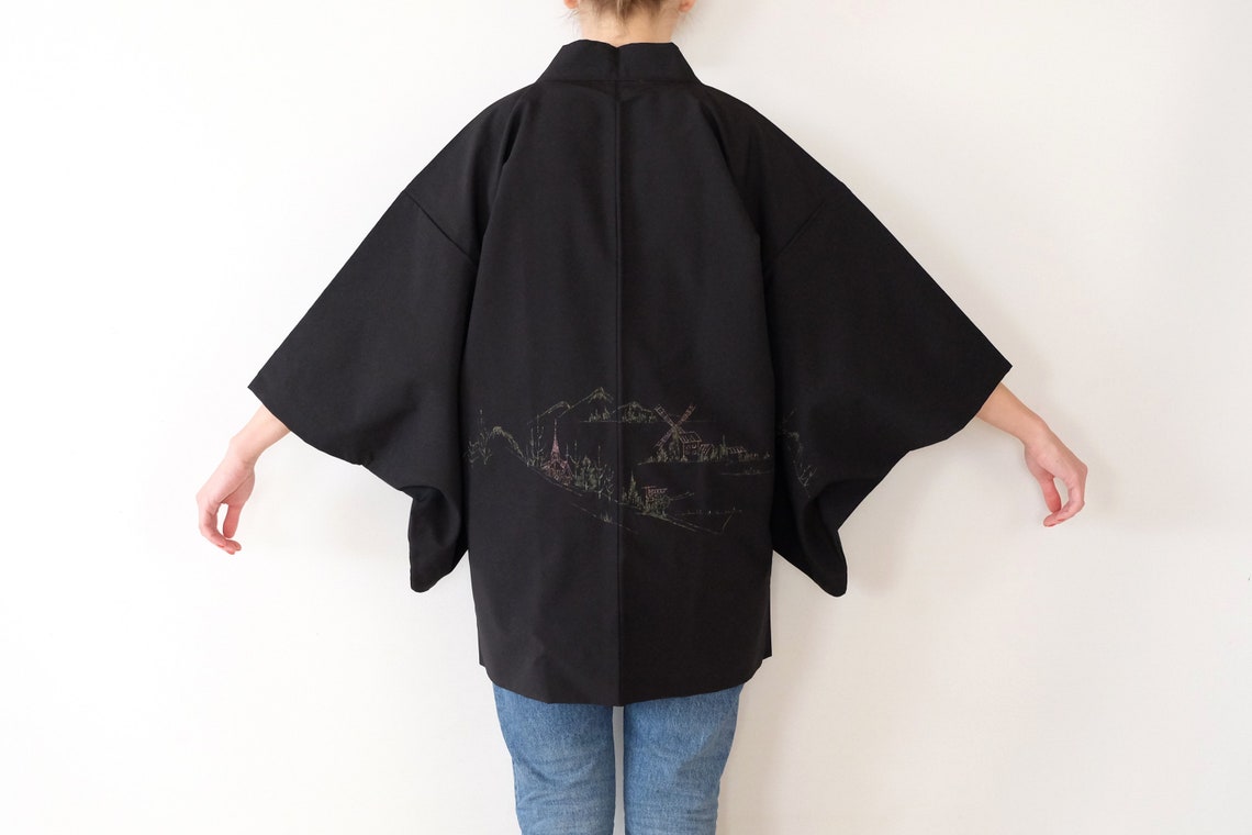 Black Haori Excellent Condition Embroidered Glittery | Etsy