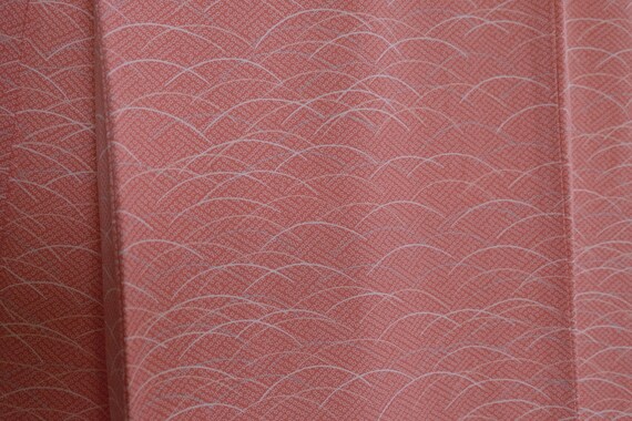 Iconic 'Shibakusa' Pattern Kimono - Pink Kimono - Gem