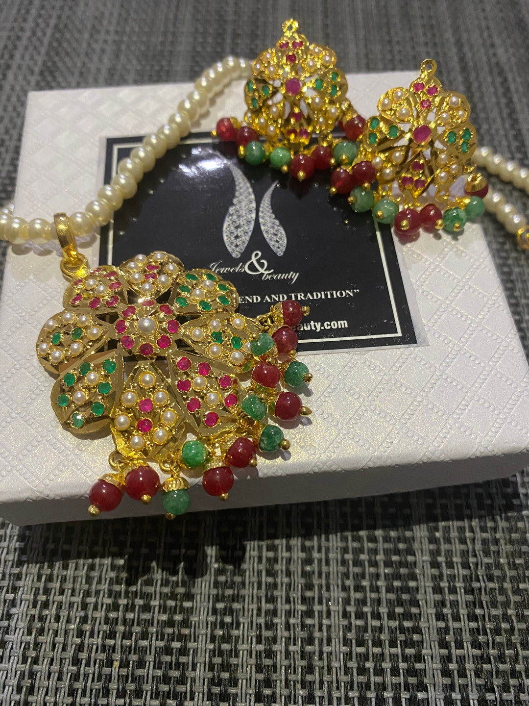 Indian Hyderabadi Jadu Jewellery Set Pendant Necklace Set With Matching ...