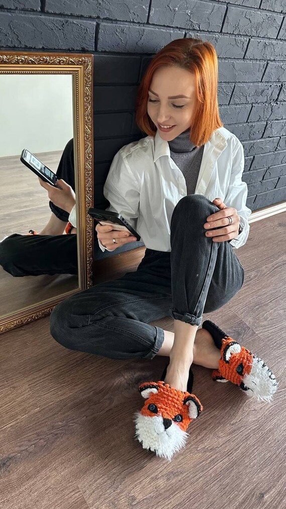 Fox house slippers store