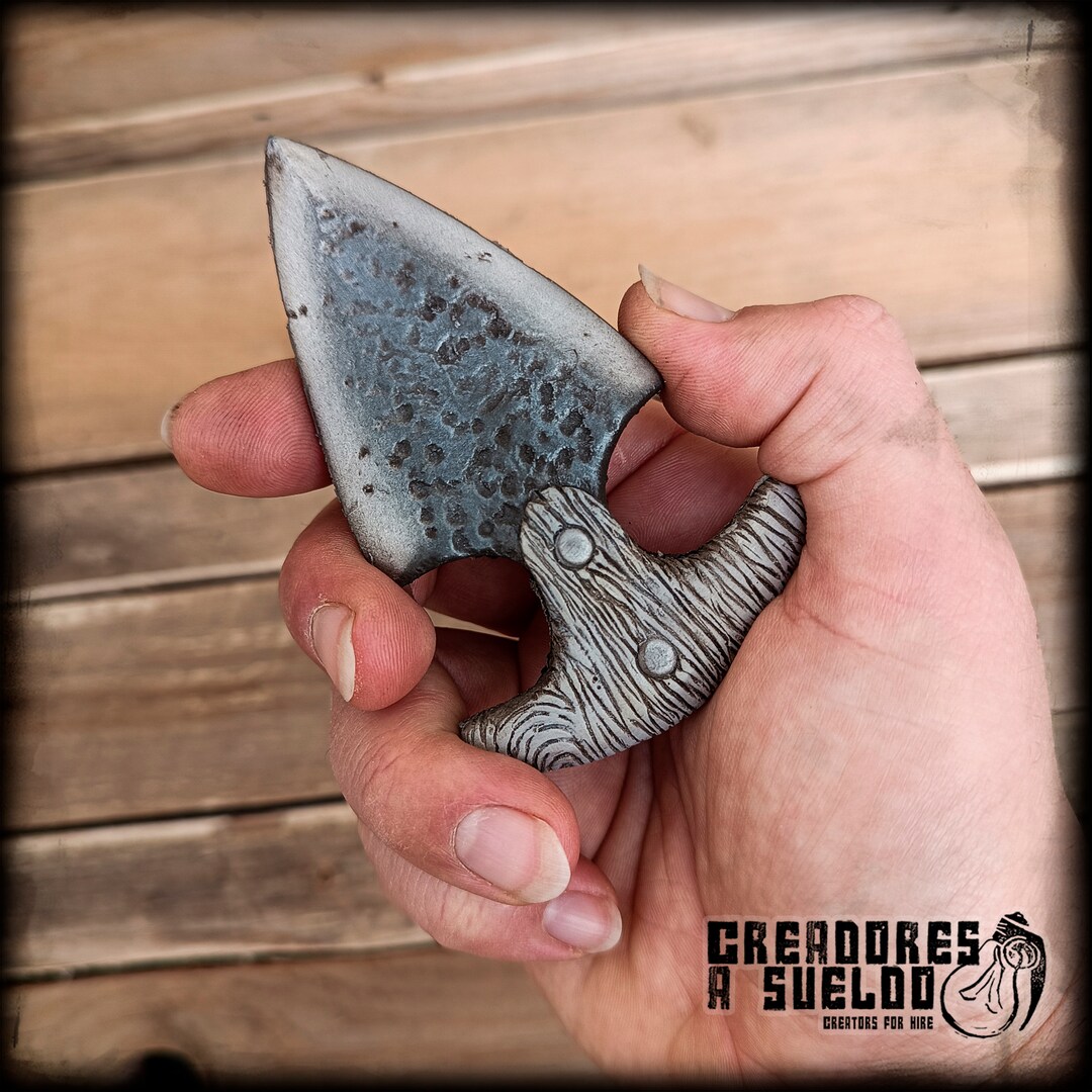 Medieval LARP Dagger, Push Knife, Throwing Dagger, the Pointy Hugger - Etsy