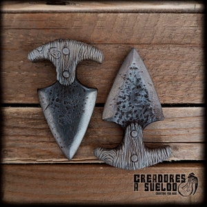 Medieval LARP Dagger, Push Knife, Throwing Dagger, the Pointy Hugger - Etsy